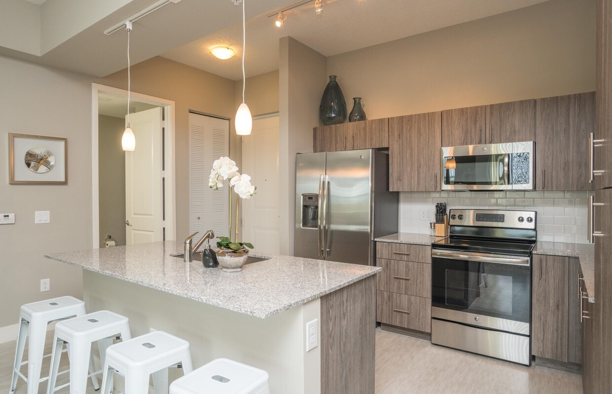 225 S Latitude Cir Unit 206 Delray Beach Fl 33483 Room For Rent In
