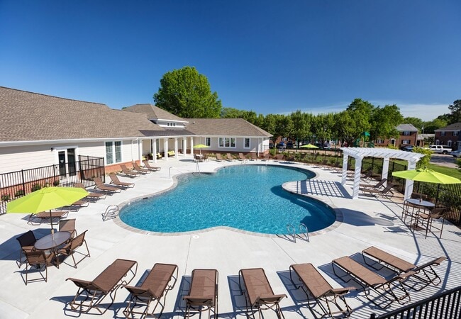 Cambridge Apartments - Apartments in Hampton, VA | Apartments.com