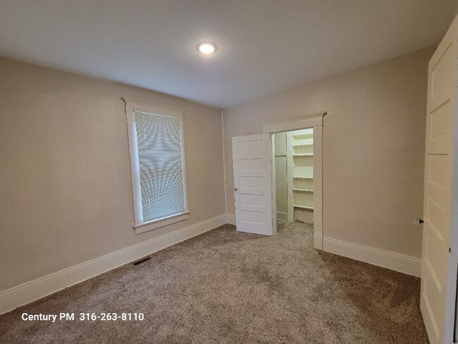 1007 W Maple St Unit 1, Wichita, KS 67213 - Room for Rent in Wichita ...