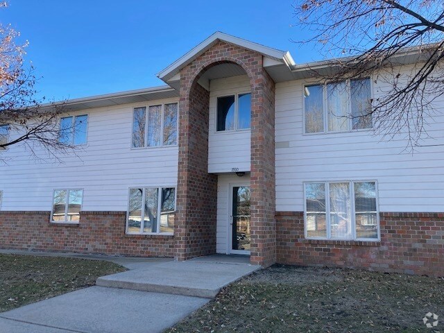 Apartments For Rent in Riverdale, NE with Extra Storage - 3 Rentals ...