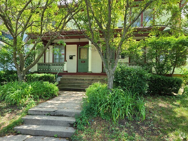 Apartments For Rent in Racine, WI - 328 Rentals - Page 2 | Apartments.com