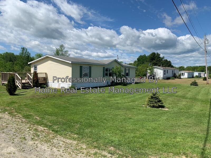 11 Gold St, Clinton, ME 04927 - House Rental in Clinton, ME ...