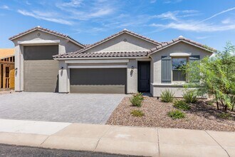 Los Portales Apartments for Rent with a Garage - Casa Grande, AZ ...