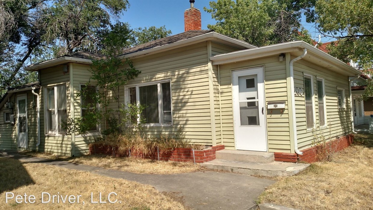 206 Warren Ave Gillette, WY 82716 - Alquileres en Gillette, WY ...