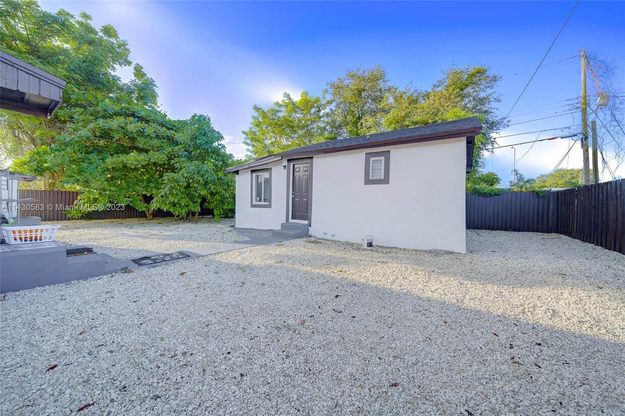 2960 NW 63rd St Unit 2, Miami, FL 33147 - Room for Rent in Miami, FL ...