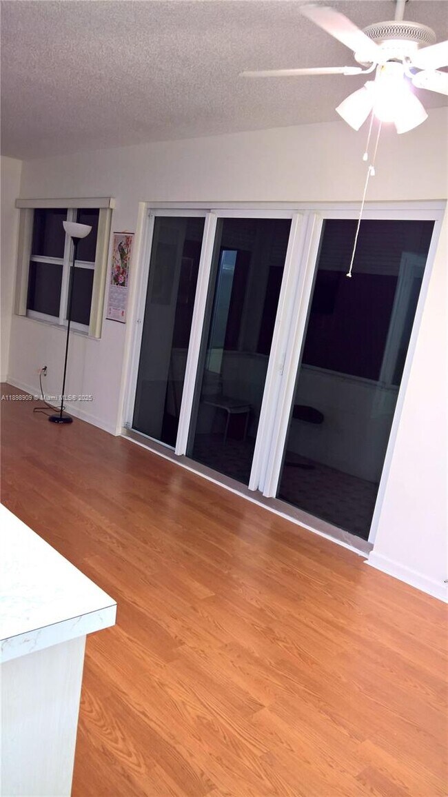 1701 Buchanan St Unit 402, Hollywood, FL 33020 - Condo for Rent in ...