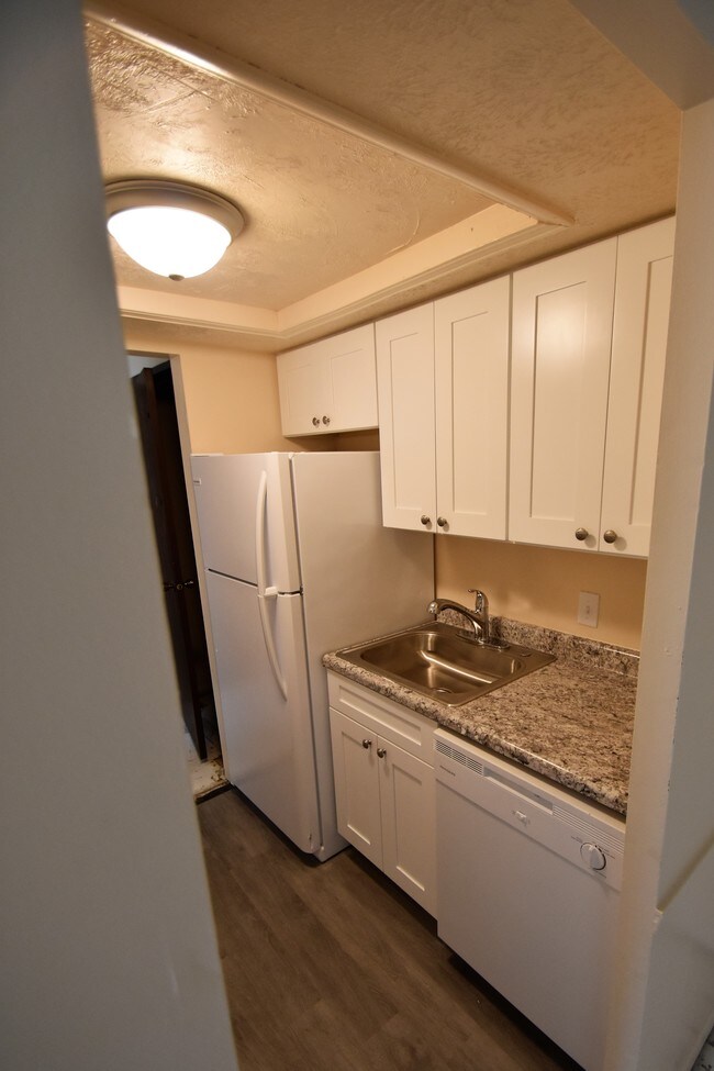 GOLFVIEW Apartments - Bristol, IN | Apartments.com