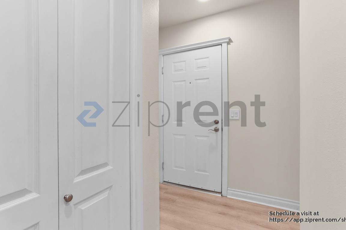 717 E Denny Way, Seattle, WA 98122 | Apartments.com