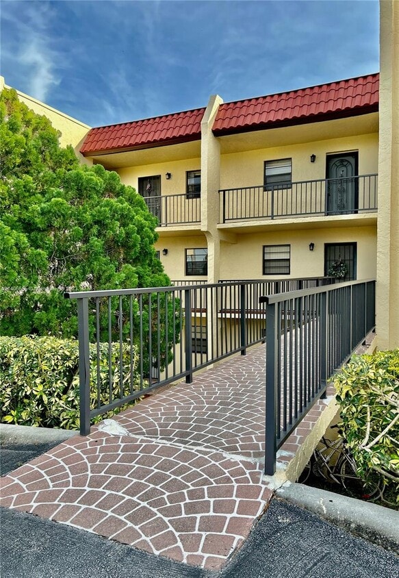 2050 Oleander Blvd Unit 6303, Fort Pierce, FL 34950 - Condo for Rent in ...