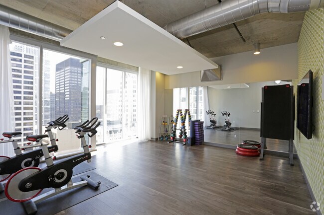 Linea Apartments Apartments - Chicago, IL | Apartments.com