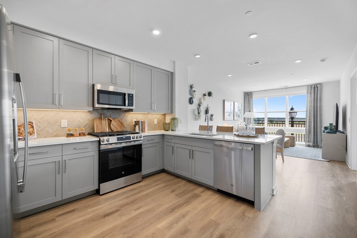 The Pearl at Station Bay - 2000 Schindler Drive South Amboy, NJ 08879 ...