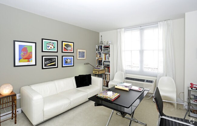 The Alexander Apartments - Edgewater, NJ | Apartments.com