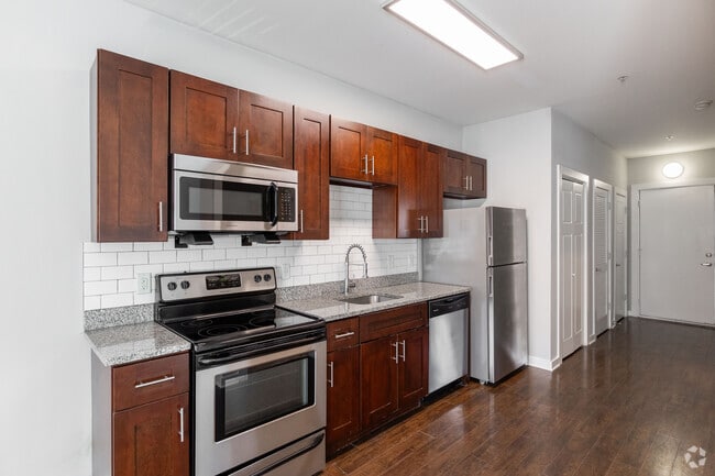 Cheatham Place Apartments for Rent with High Ceilings - Nashville, TN ...