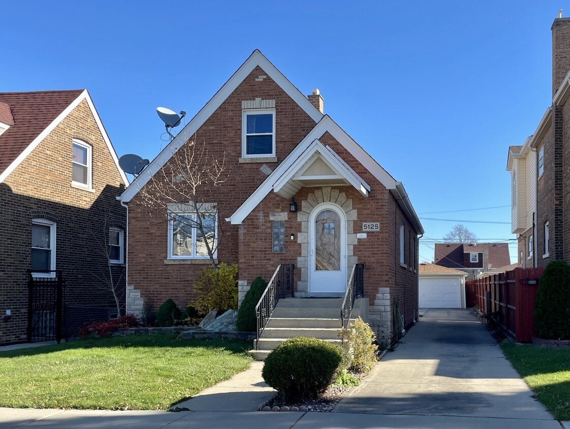 5125 S Lamon Ave, Chicago, IL 60638 - House Rental in Chicago, IL ...