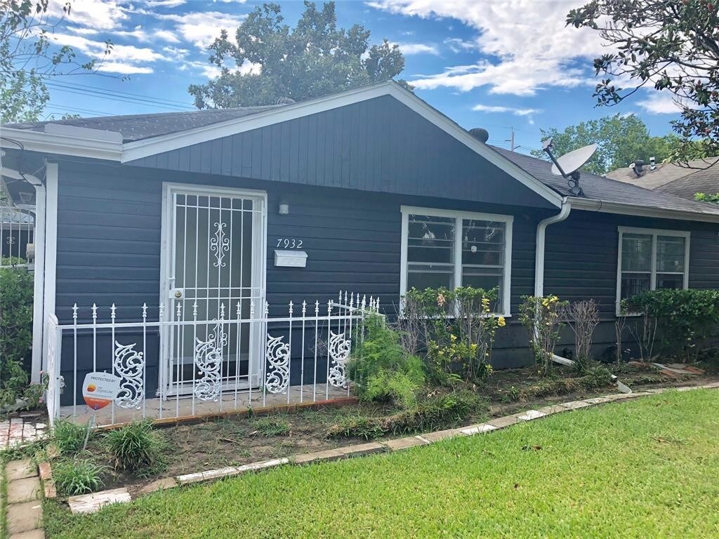 7932 Corinth St, Houston, TX 77051 - House Rental in Houston, TX ...