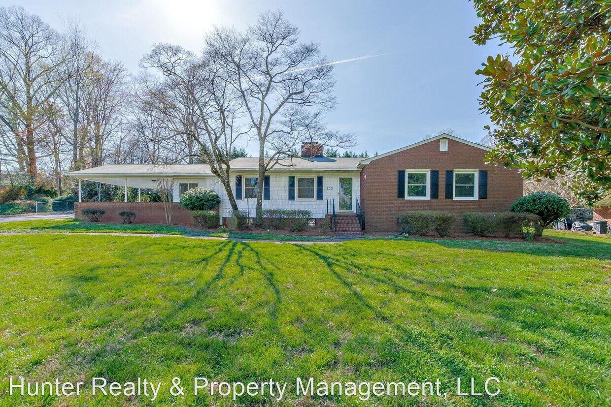 232 Lucerne Ln NW, Winston-Salem, NC 27104 - House Rental in Winston ...
