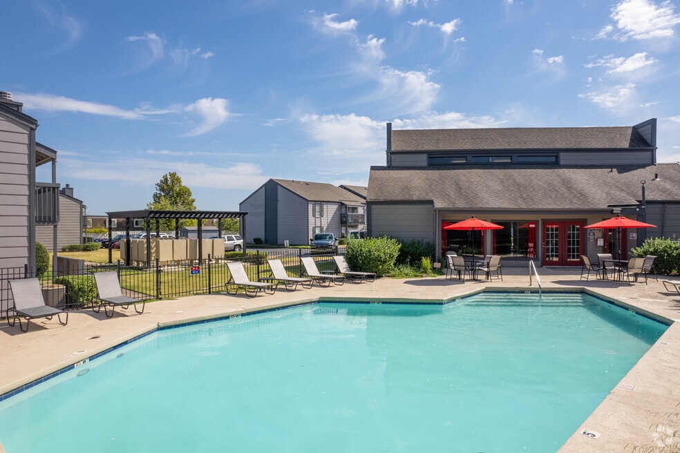 Apartments for Rent with a Swimming Pool Near Briardale | Apartments.com