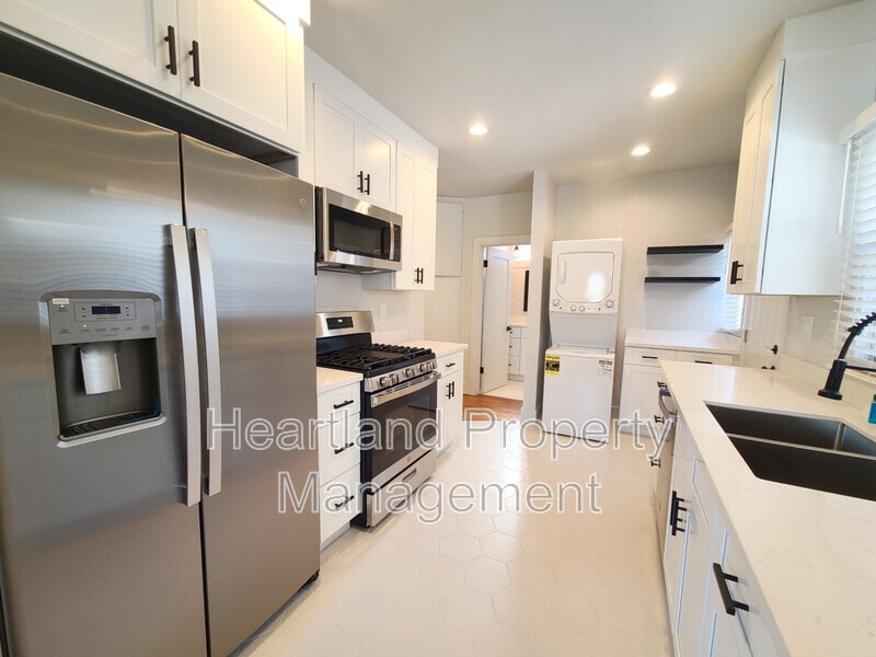 2285 Fort Stockton Dr, San Diego, CA 92103 - House Rental in San Diego ...