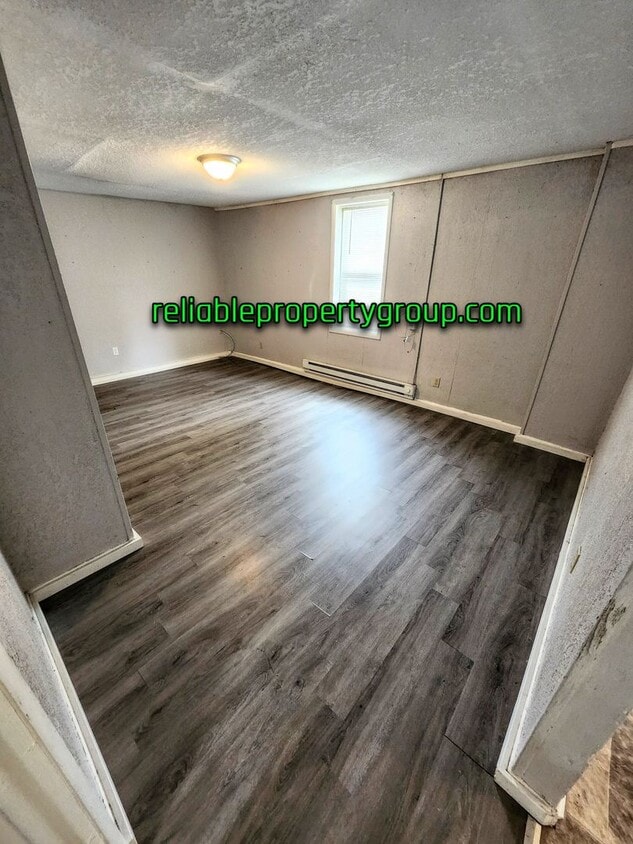 1745 E Market St Unit 638 Grayston Ave, Huntington, IN 46750 - Room for ...