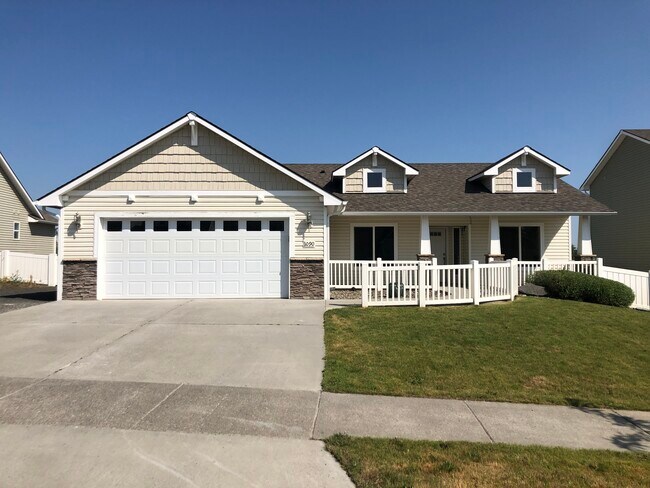 1090 SW Latour Peak St, Pullman, WA 99163 - House Rental in Pullman, WA ...
