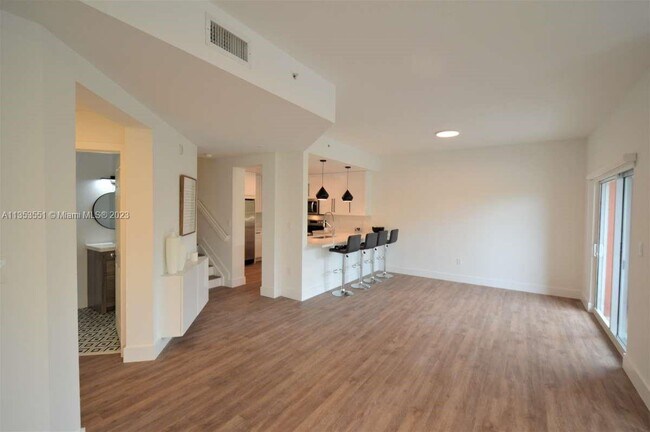 11102 NW 83rd St Unit 210, Doral, FL 33178 - Condo for Rent in Doral ...