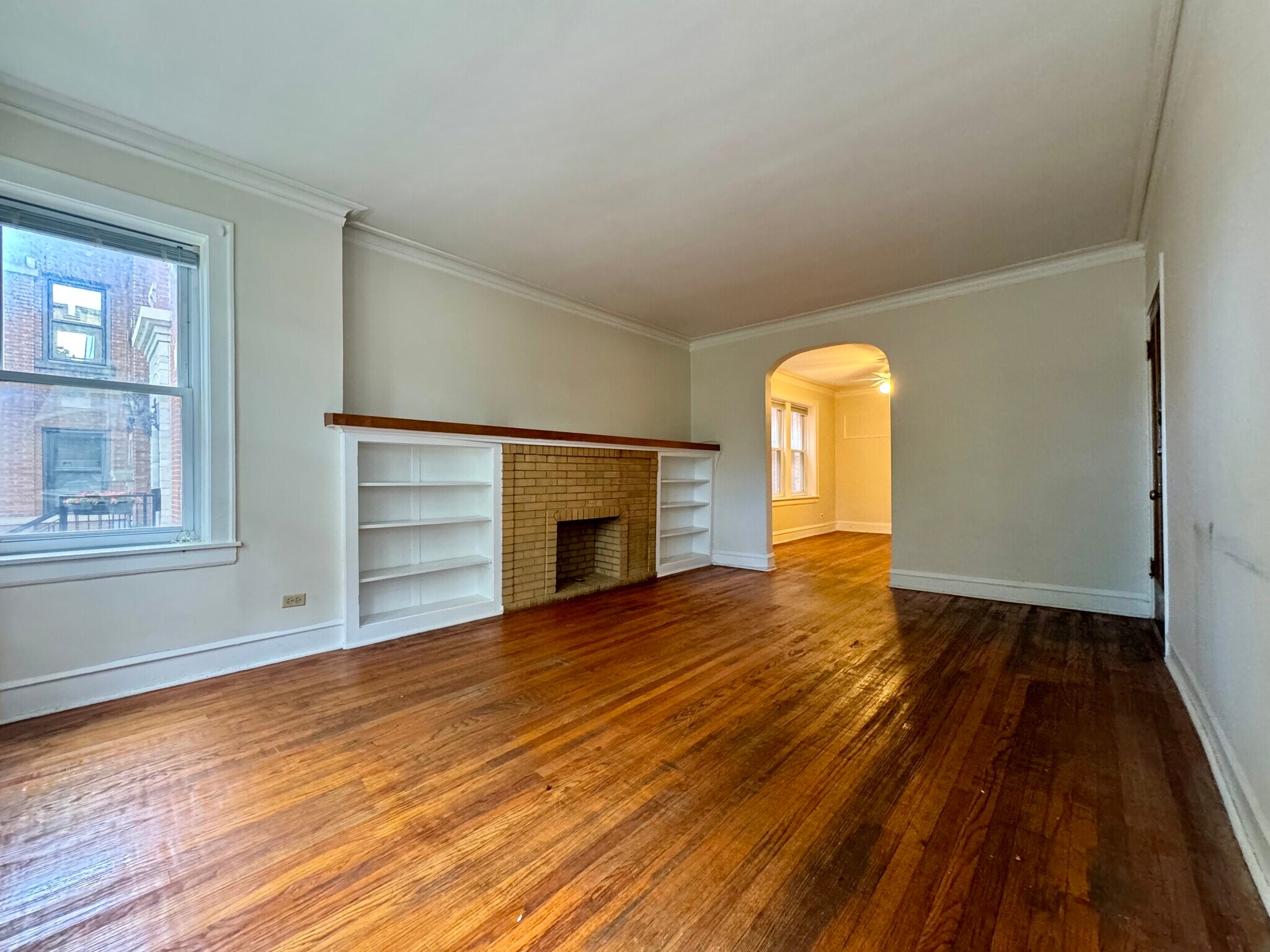 2235 W Berwyn Ave Unit 1, Chicago, IL 60625 - Condo for Rent in Chicago ...