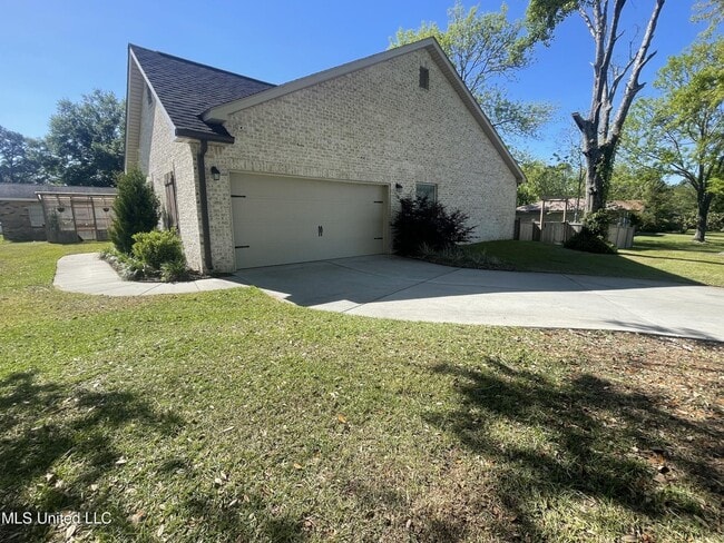 15300 Big Ridge Rd, Biloxi, MS 39532 - House Rental in Biloxi, MS ...