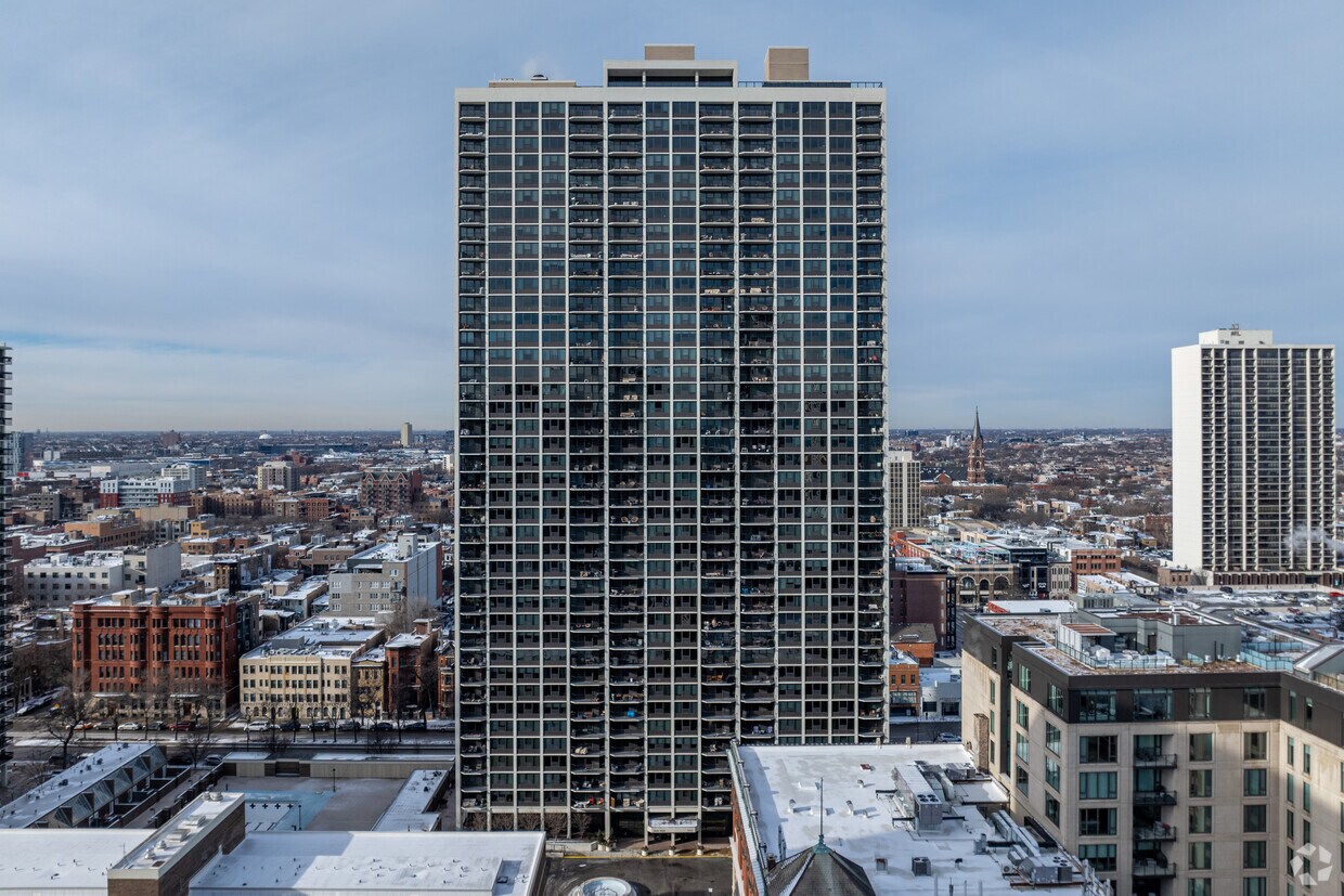 The James House - 1560 N Sandburg Ter Chicago, IL 60610 | Apartments.com