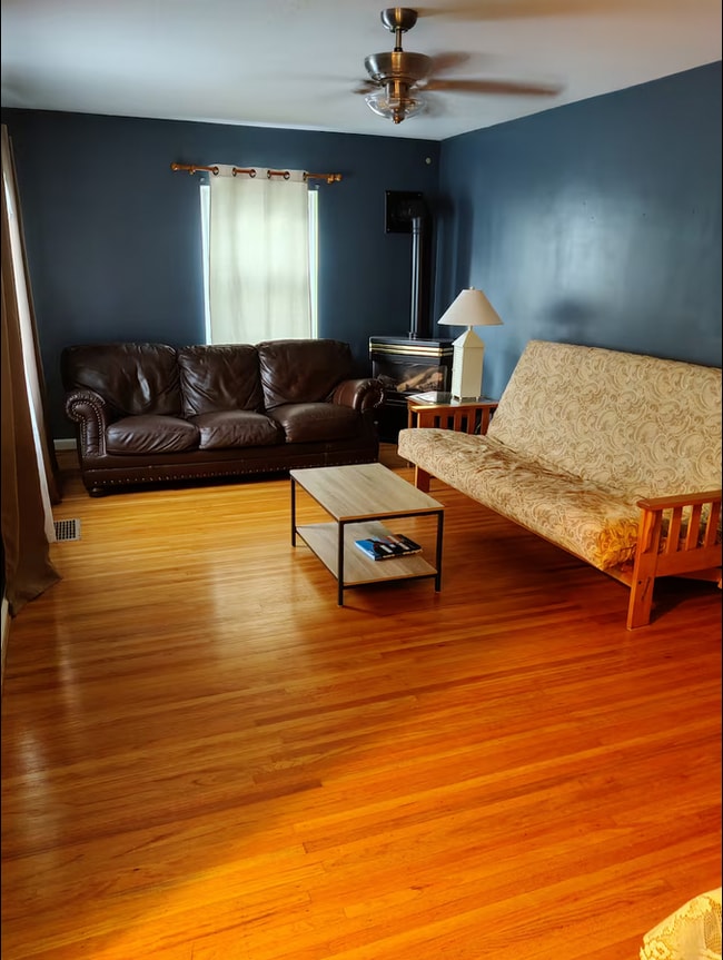 160 Azalea Rd, Rochester, NY 14620 - House Rental in Rochester, NY ...