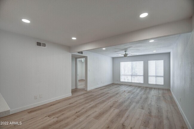 3828 N 32nd St Unit 232, Phoenix, AZ 85018 - Room for Rent in Phoenix ...