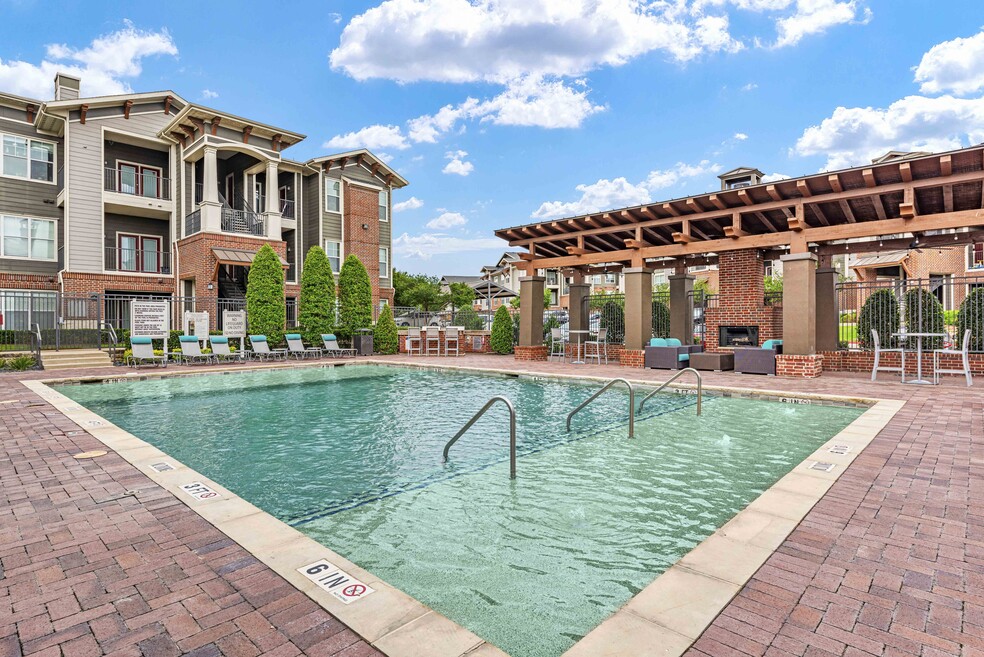 Waters Edge Apartment Homes - 25 Waters Edge Cir Georgetown, TX 78626 ...