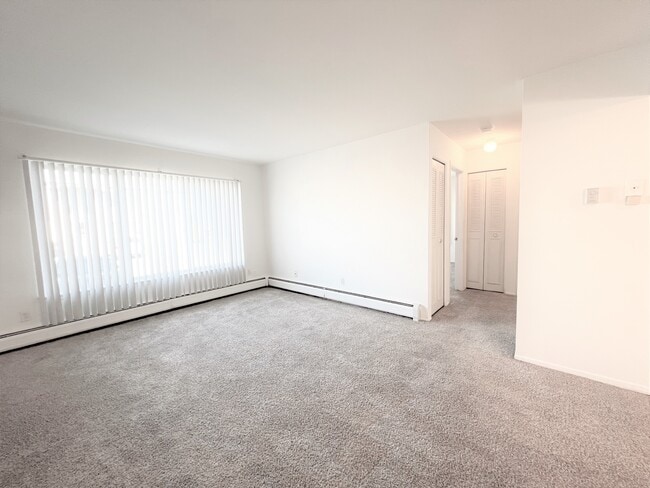 Outer Drive Manor Apartments - 23935 W Outer Dr Melvindale, MI ...