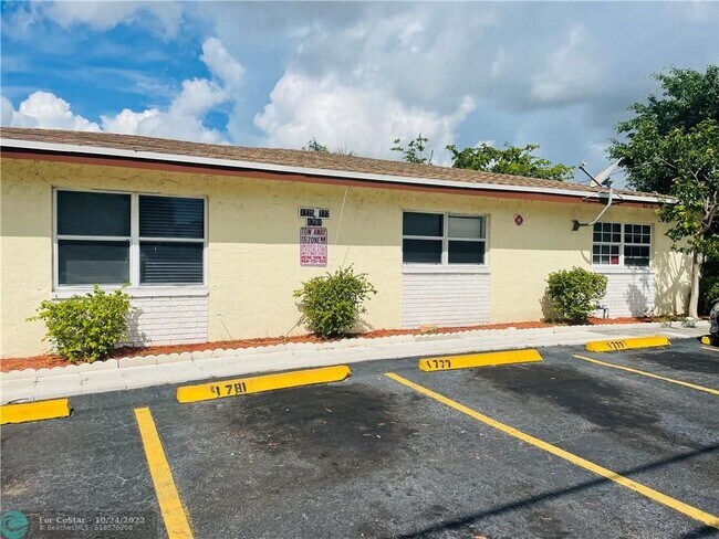 1781 NW 55th Ave Unit 3, Lauderhill, FL 33313 - Room for Rent in ...