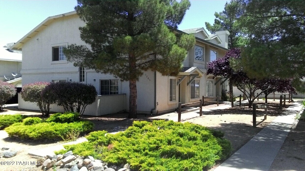 3285 N Hedgewood Dr Unit B, Prescott Valley, AZ 86314 - Room for Rent ...