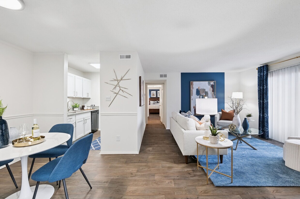 Vetra Quail Hollow - 7700-7701 Cedar Point Ln Charlotte, NC 28210 ...