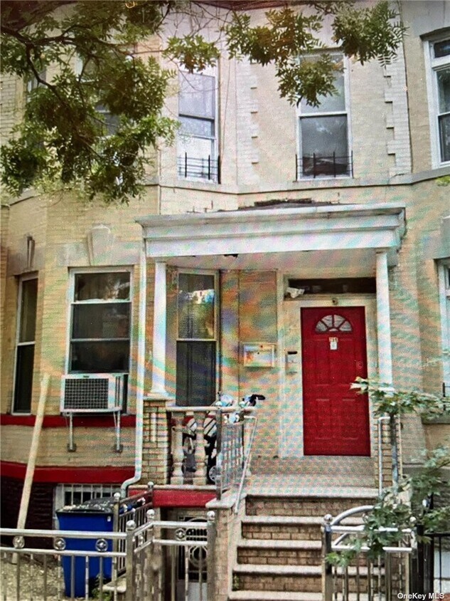 256 Maple St Unit 2 Fl, Brooklyn, NY 11225 - Room for Rent in Brooklyn ...
