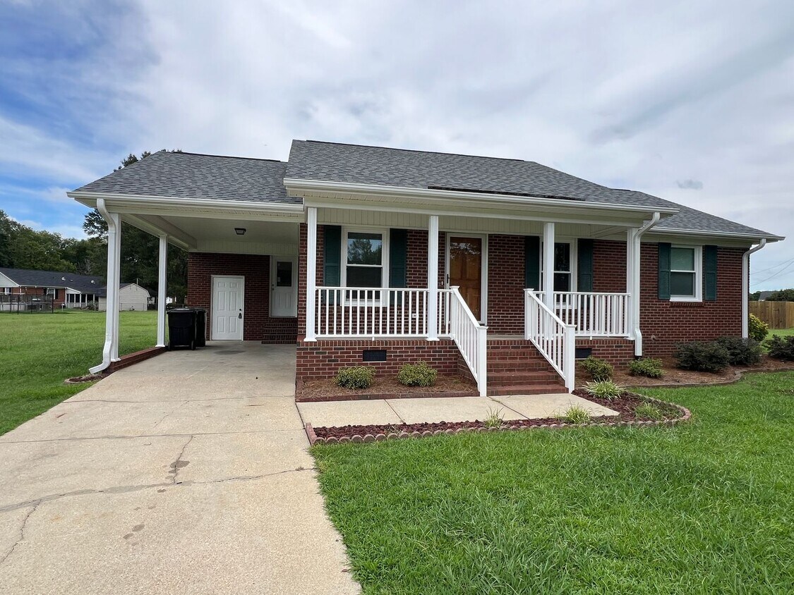 103 Marsha Ct, Erwin, NC 28339 - House Rental in Erwin, NC | Apartments.com