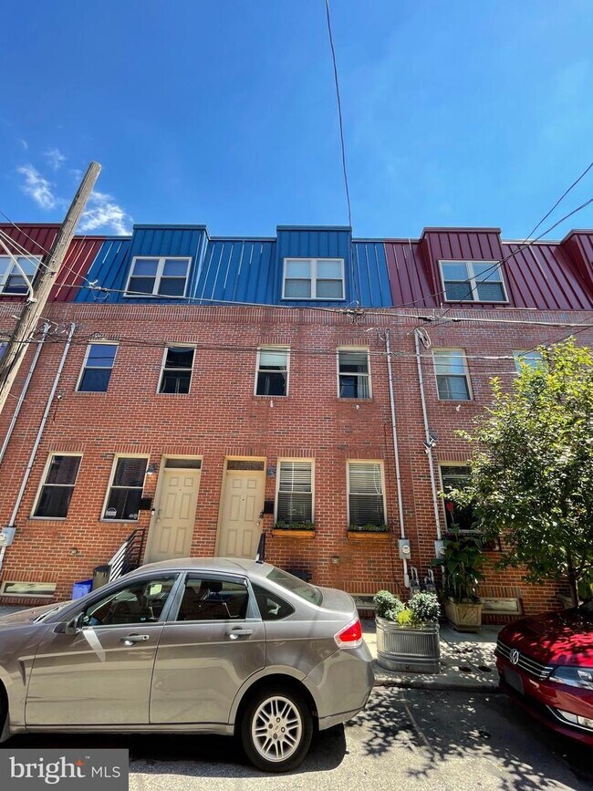 1313 S Chadwick St, Philadelphia, PA 19146 - Townhome Rentals in ...