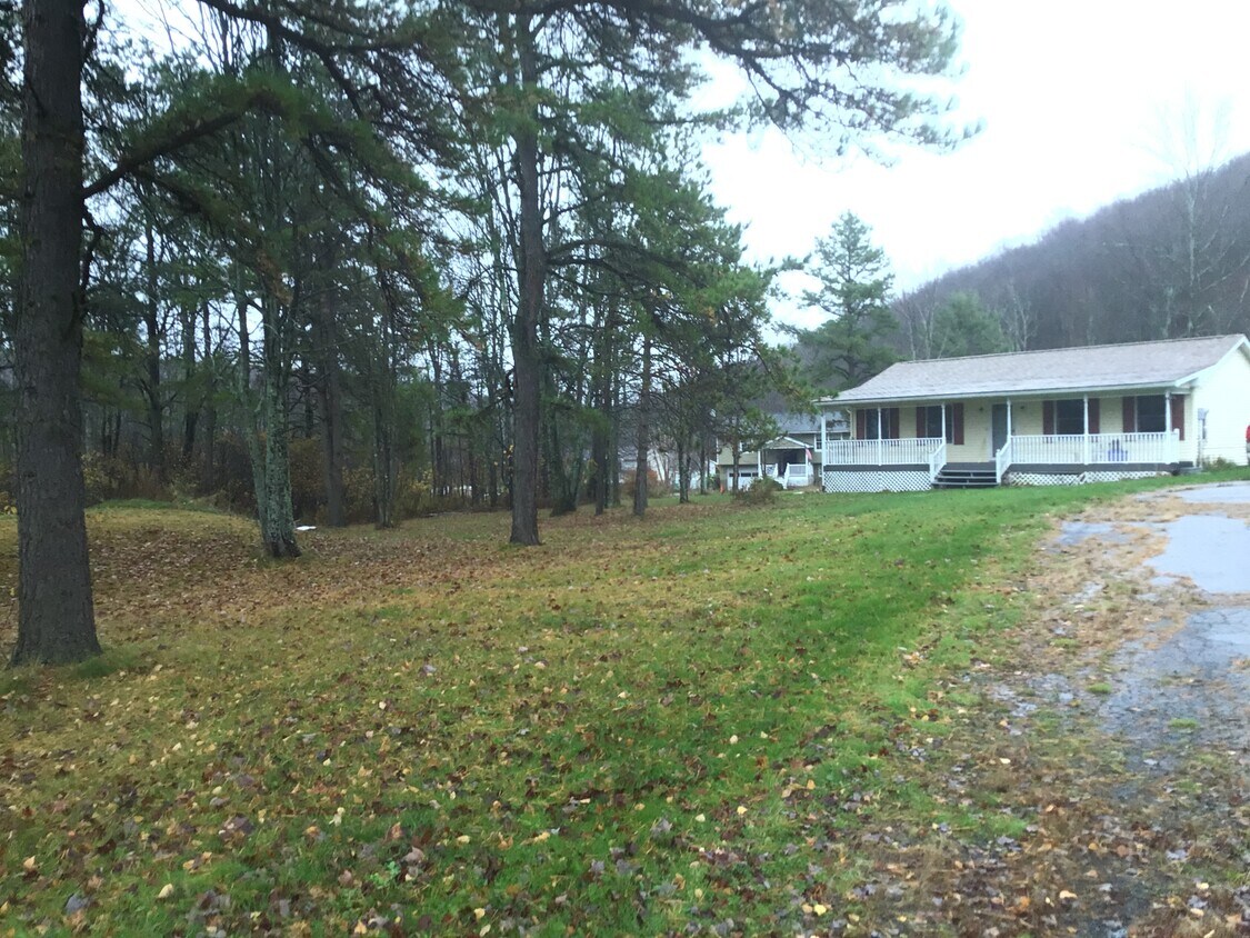 39 Doris Rd, Scott, PA 18447 - House Rental in Scott, PA | Apartments.com