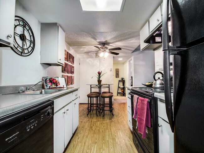 Santana Ridge Apartments - Denver, CO | Apartments.com