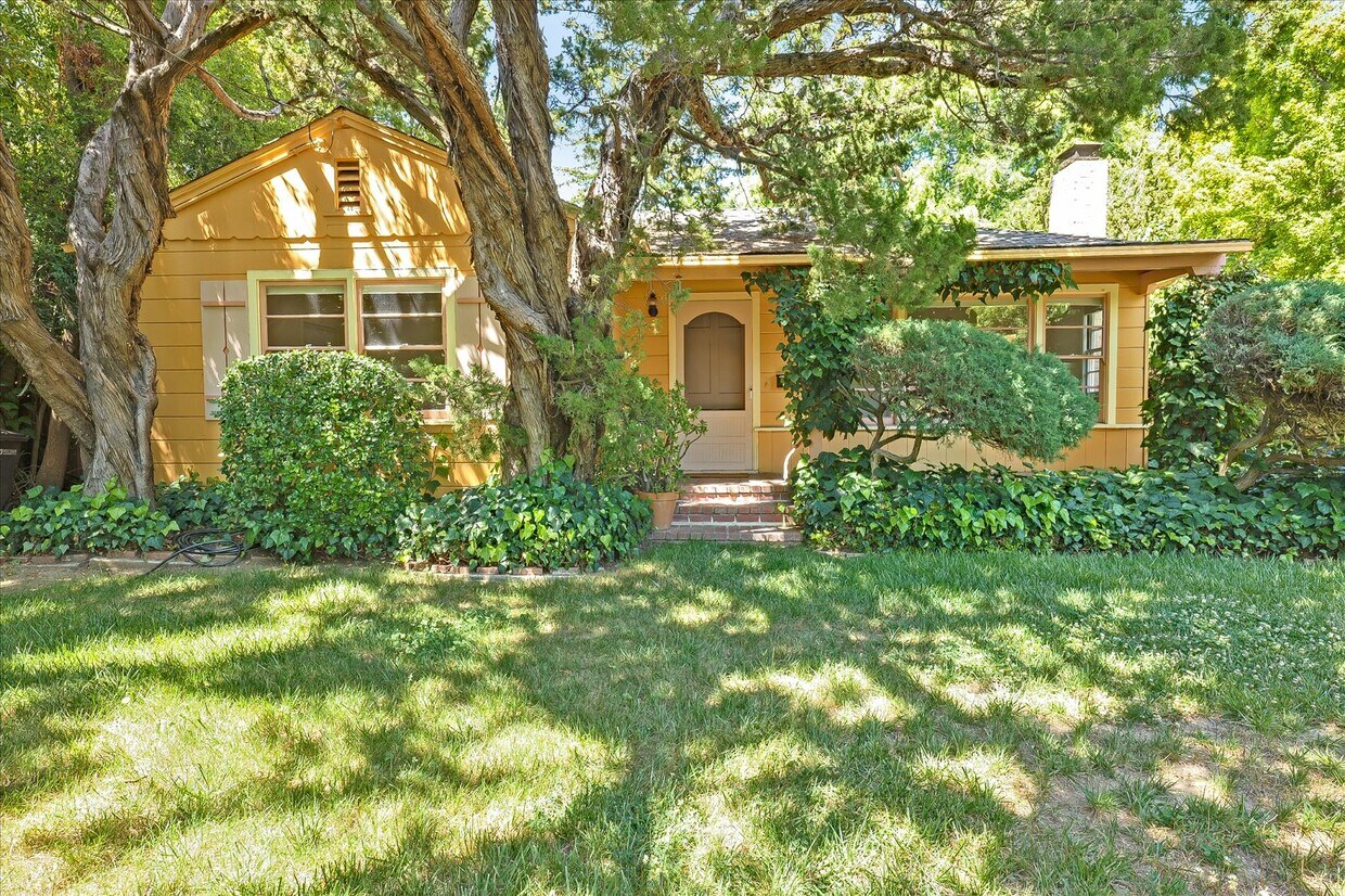 16711 Kennedy Rd, Los Gatos, CA 95032 - House Rental in Los Gatos, CA ...