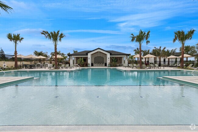 Berry Town Center Apartments for Rent with Hardwood Floors - Davenport ...