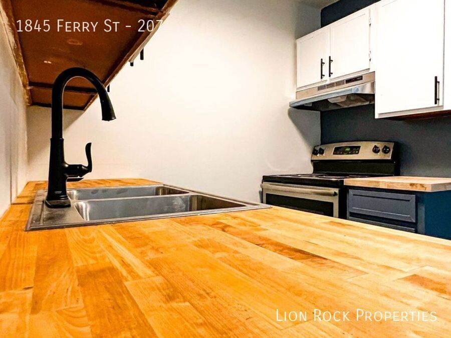 1845 Ferry St Unit 207, Anoka, MN 55303 - Room for Rent in Anoka, MN ...