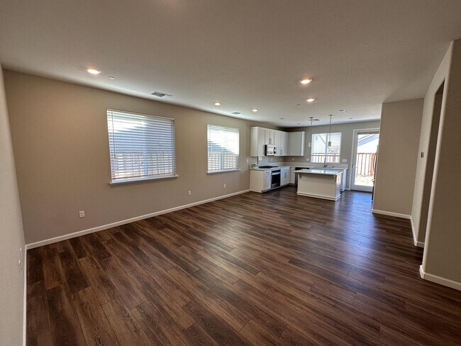 2784 Kings Way, Hollister, CA 95023 - House Rental in Hollister, CA ...