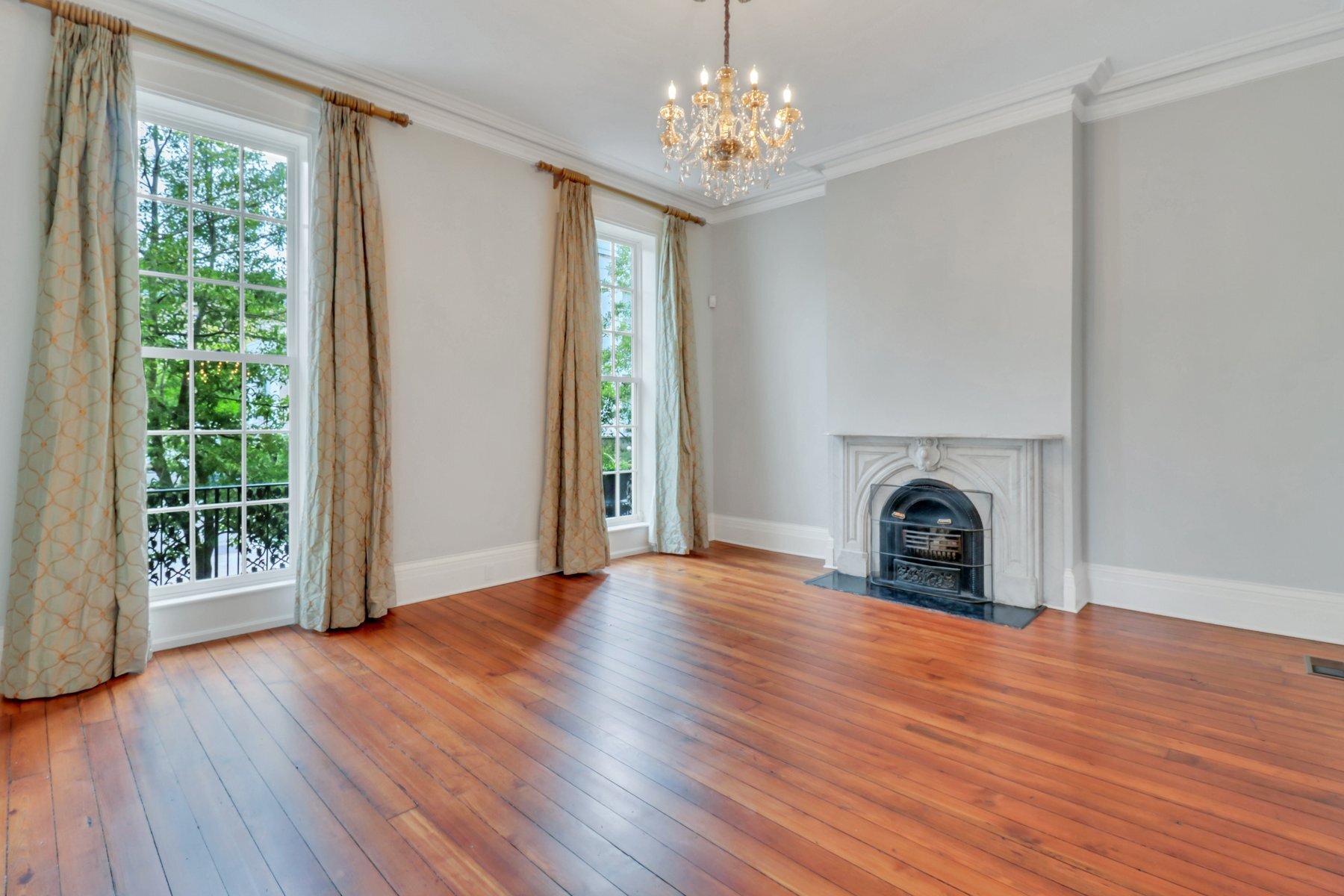 25 W Perry St, Savannah, GA 31401 - Townhome Rentals in Savannah GA ...