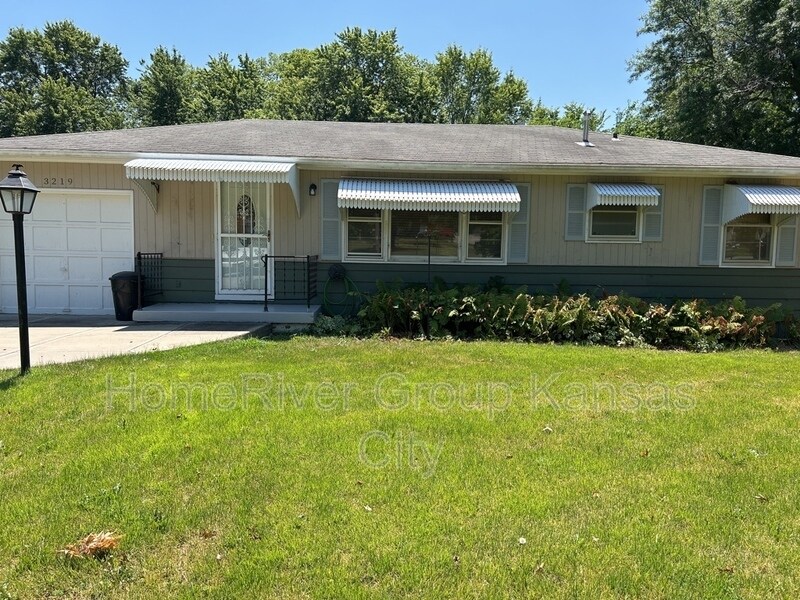 3219 Berry Rd, Kansas City, KS 66106 - House Rental in Kansas City, KS ...
