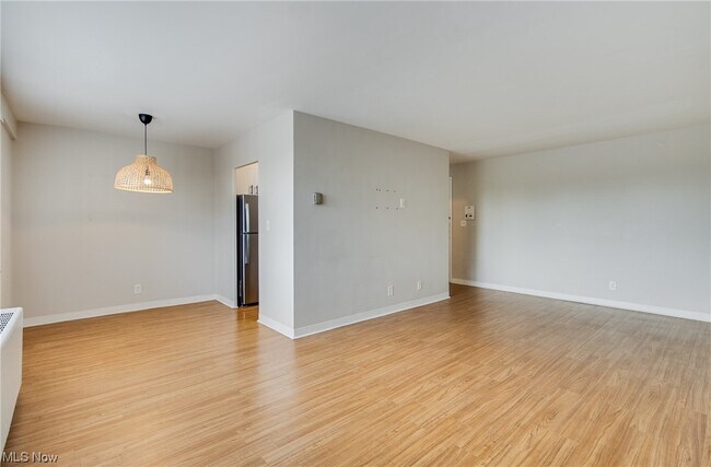 11850 Edgewater Dr Unit 401, Cleveland, OH 44107 - Condo for Rent in ...