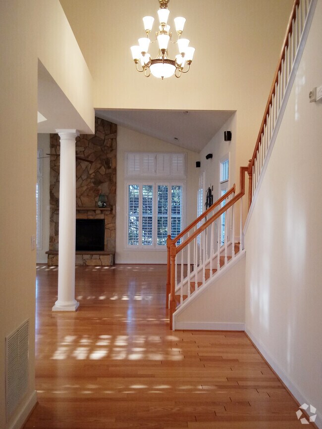 The Manor at Hunton Park Apartments for Rent - Glen Allen, VA - 2 ...