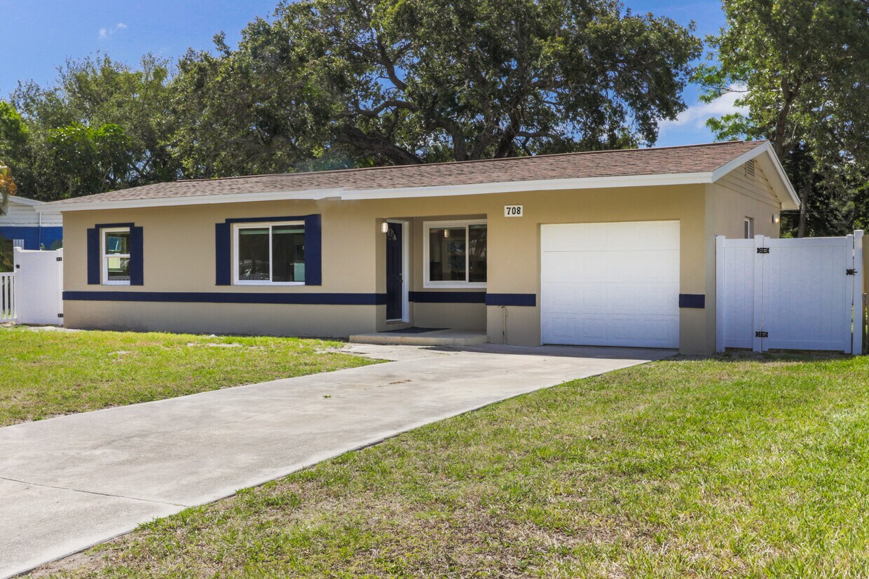 708 62nd Ave S, Saint Petersburg, FL 33705 - House Rental in Saint ...