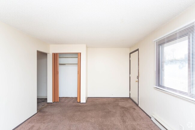 Howe Ave Apartments - Cuyahoga Falls, OH | Apartments.com